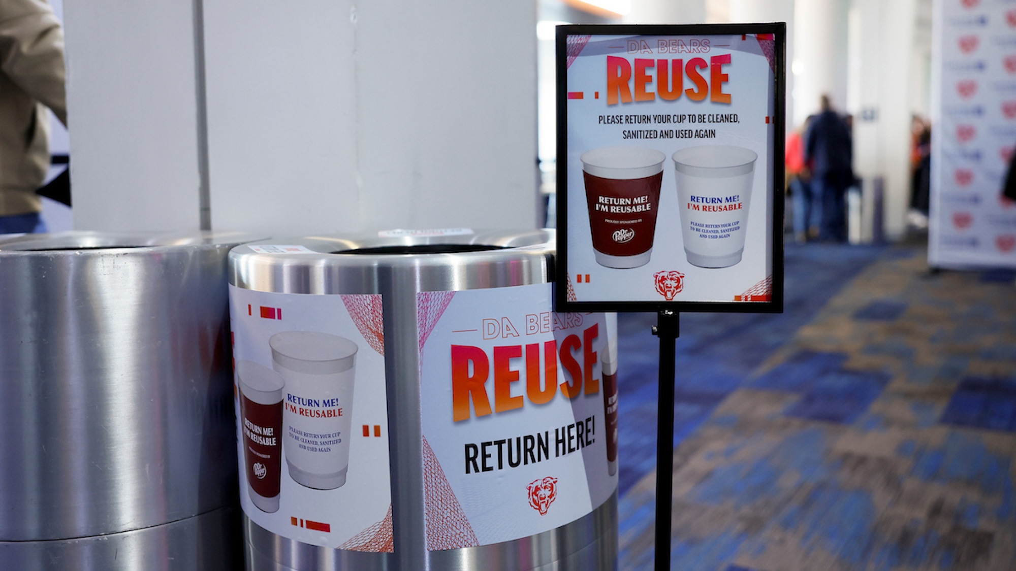 Da Bears ‘Bear Down’ on Waste with Reusable Cups at Chicago’s Soldier Field