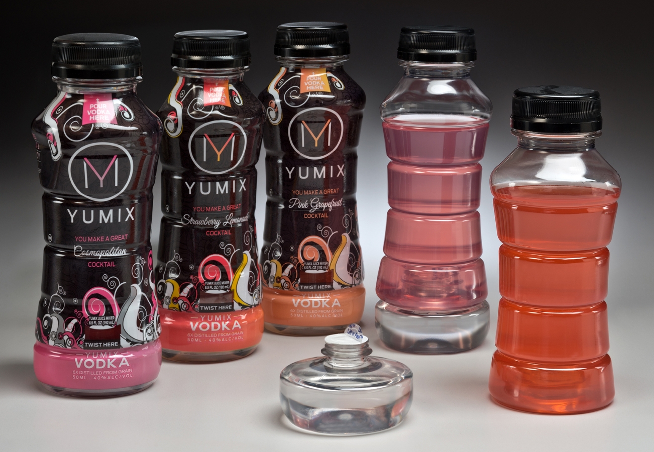 Two-part container disrupts ready-to-drink cocktail category