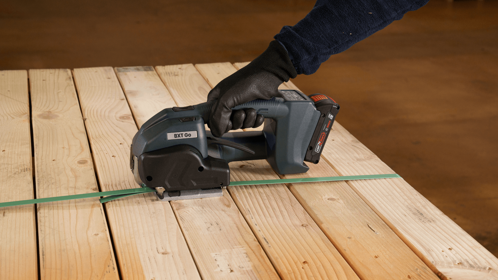 New Strapping Tool Offers Ergonomic, Sustainable Option