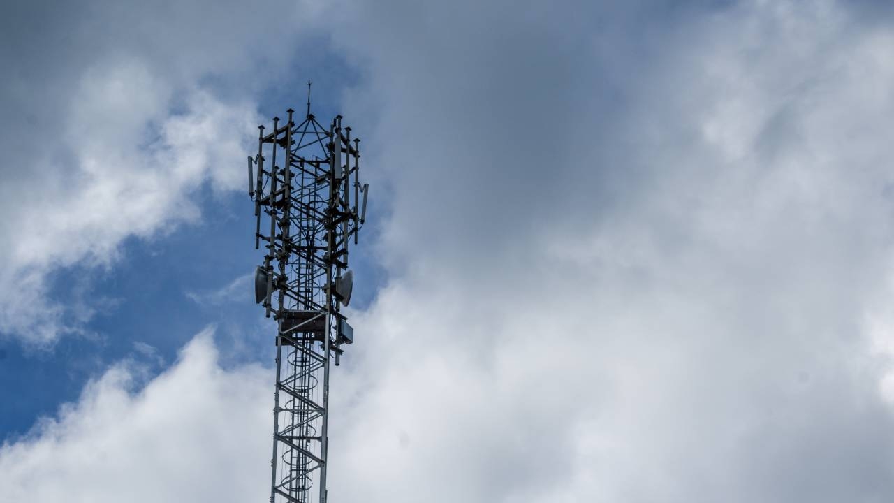 Intelsat expands West African satellite cellular backhaul