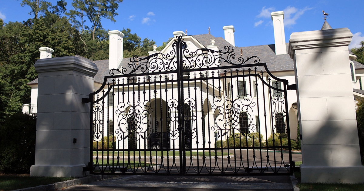 The Big Reason Whites Are Richer Than Blacks In America