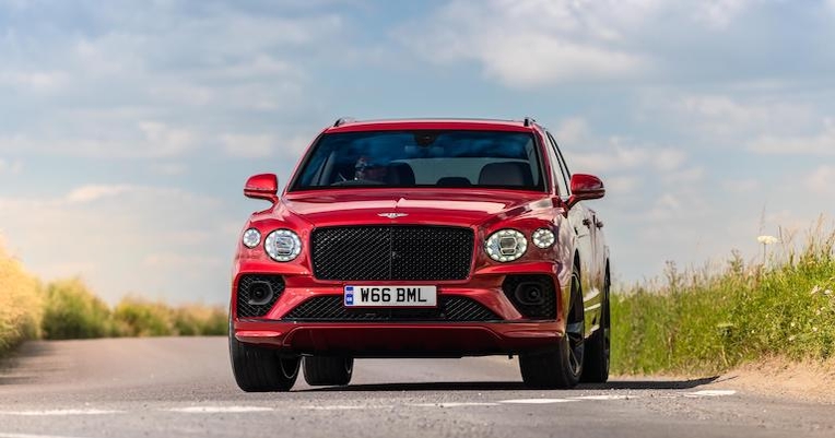 Here Are 9 Mid-Size, Large, and Luxury Plug-in Hybrid SUVs