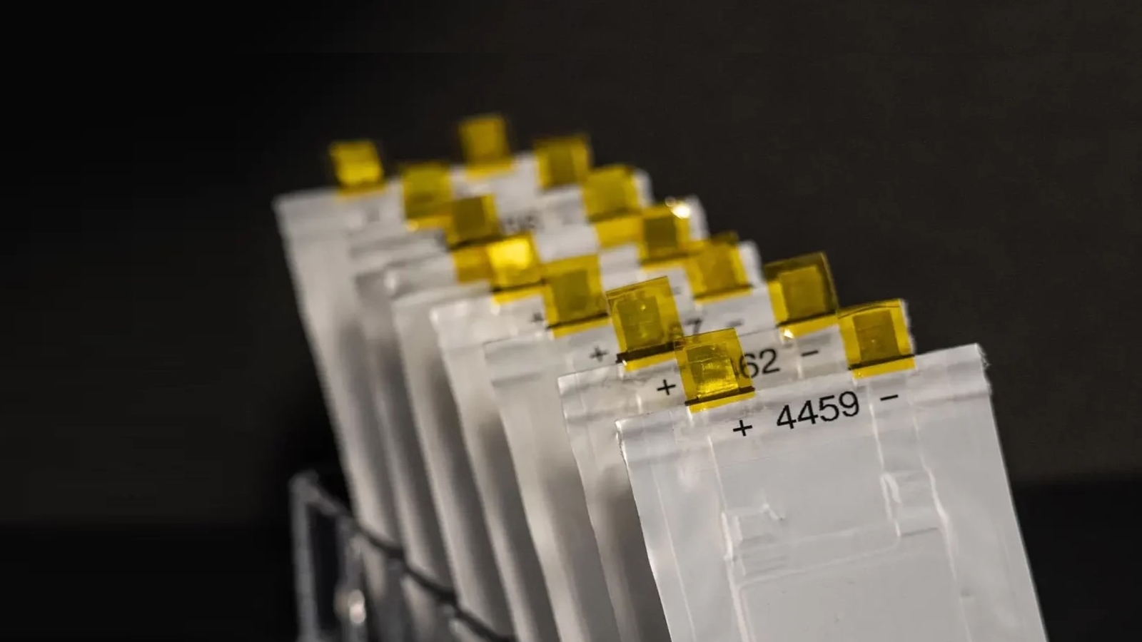 Blue Skies Ahead for Blue Current’s Liquid-Free Batteries