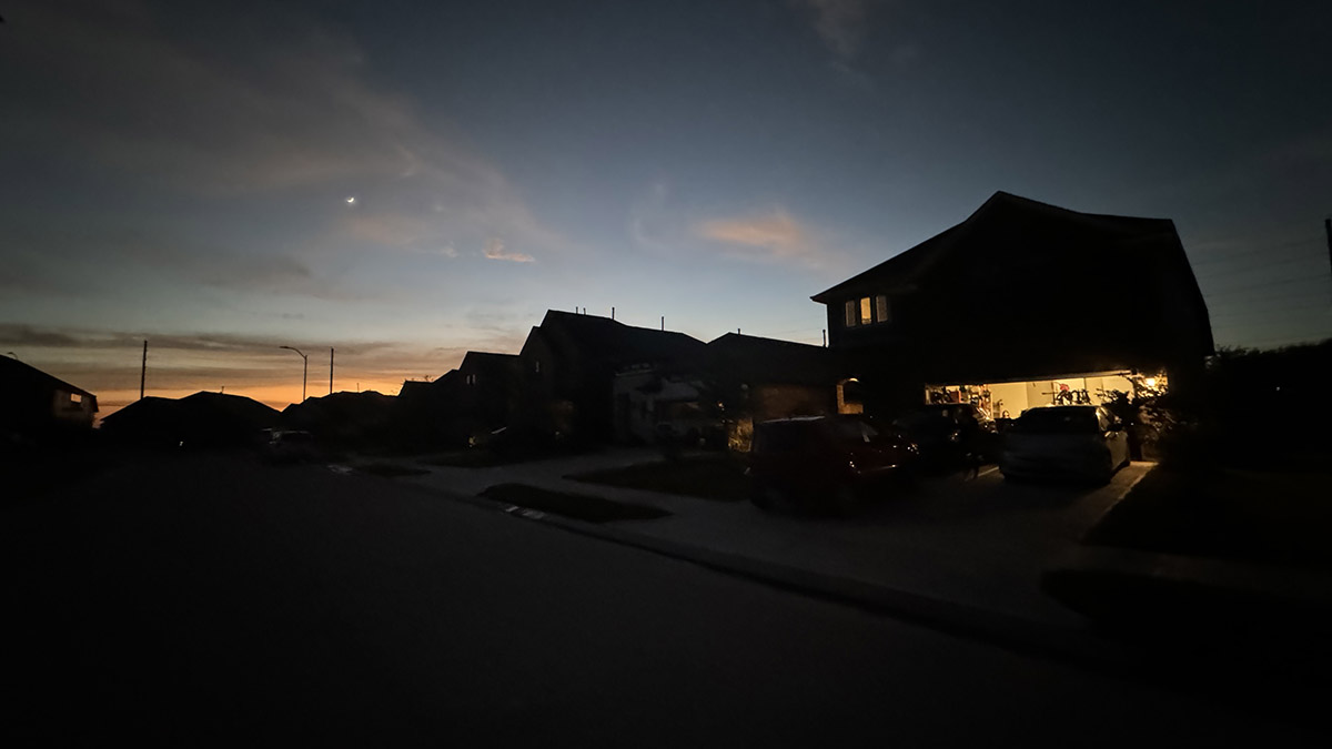 Sunrun Hits Record Storage Rates, Partners with Tesla