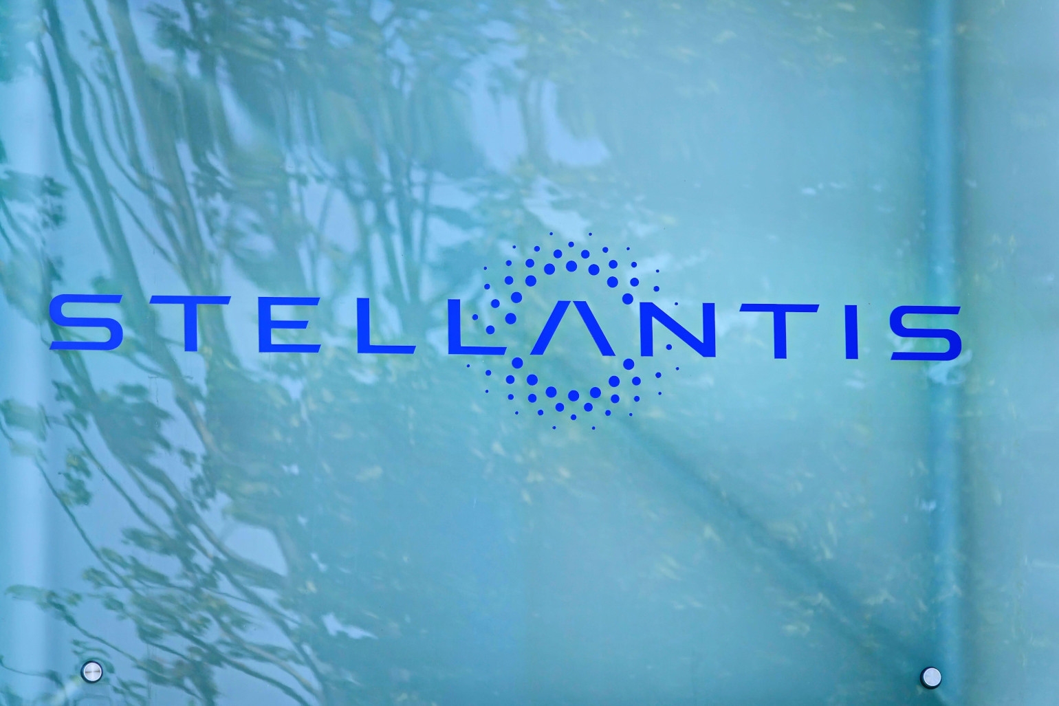 Stellantis's Big Battery Moves, Plus the State of EV Sales