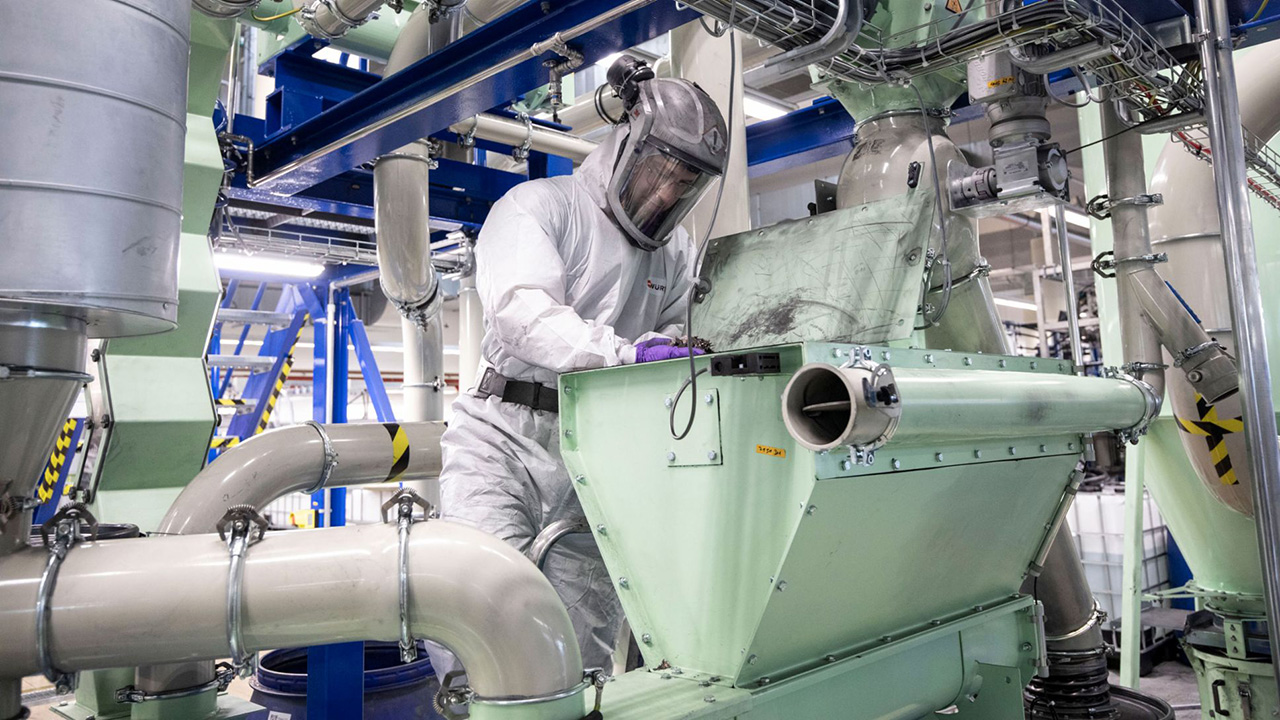 Porsche Launches Pilot for Closed-Loop Battery Recycling