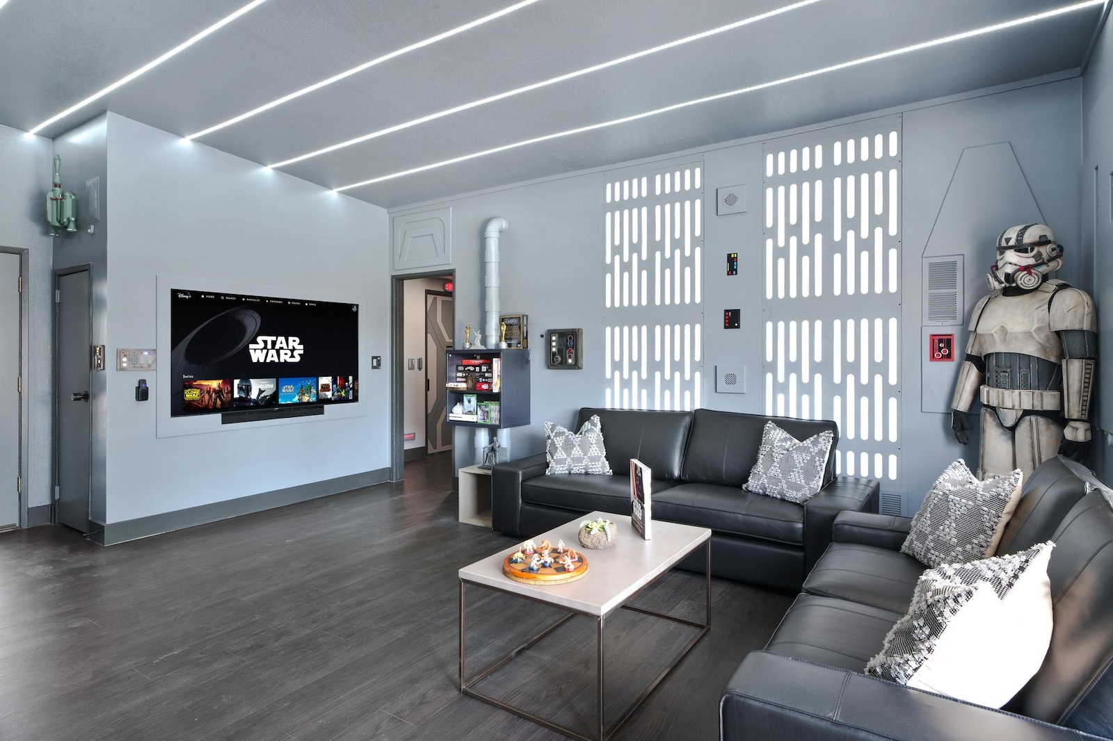 A Star Wars-themed living room in Galactic Dream, featuring couches and ...