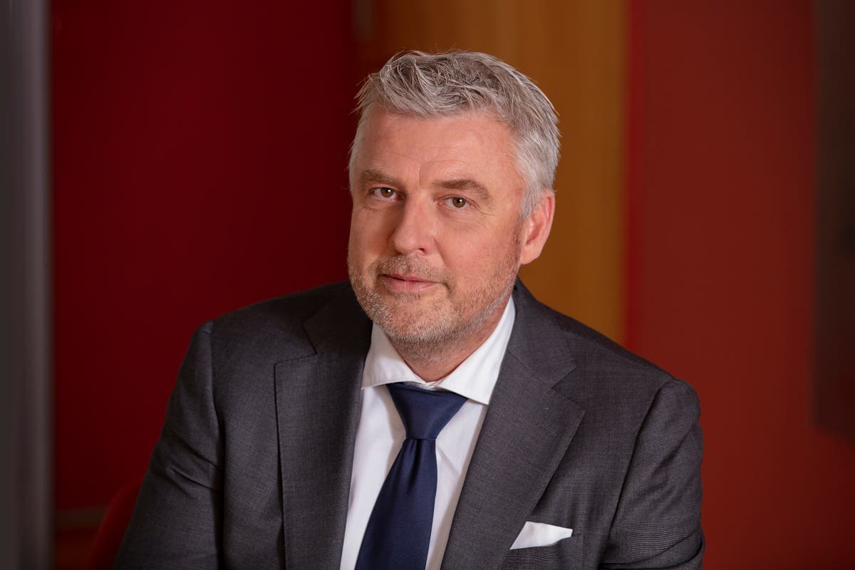 Per heden legt bestuurder Charles Staats zijn functie bij DAS neer. | DAS