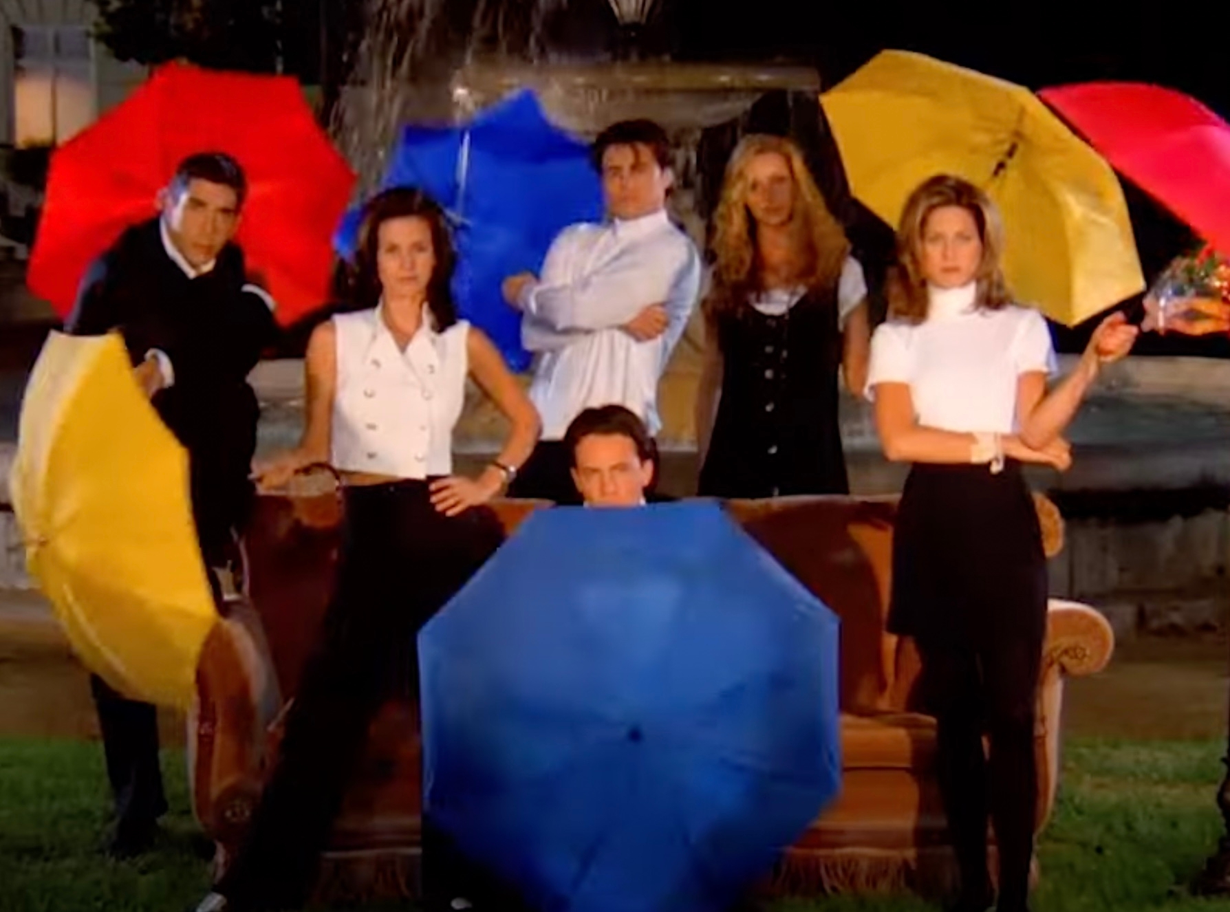Massive debate sparked over how many claps there are in Friends theme tune TV LADbible