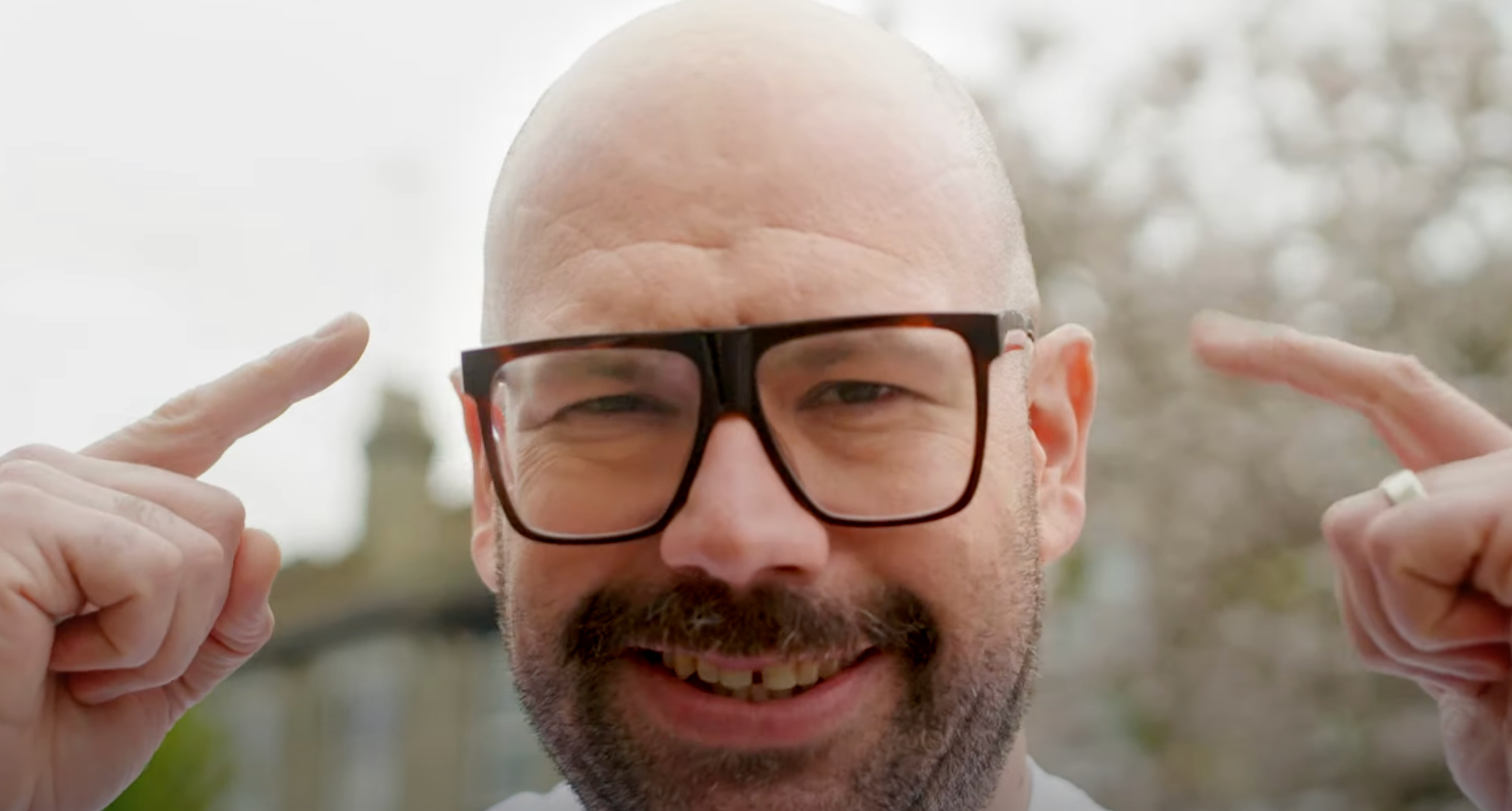 Tom Davis's Instagram, Twitter & Facebook on IDCrawl