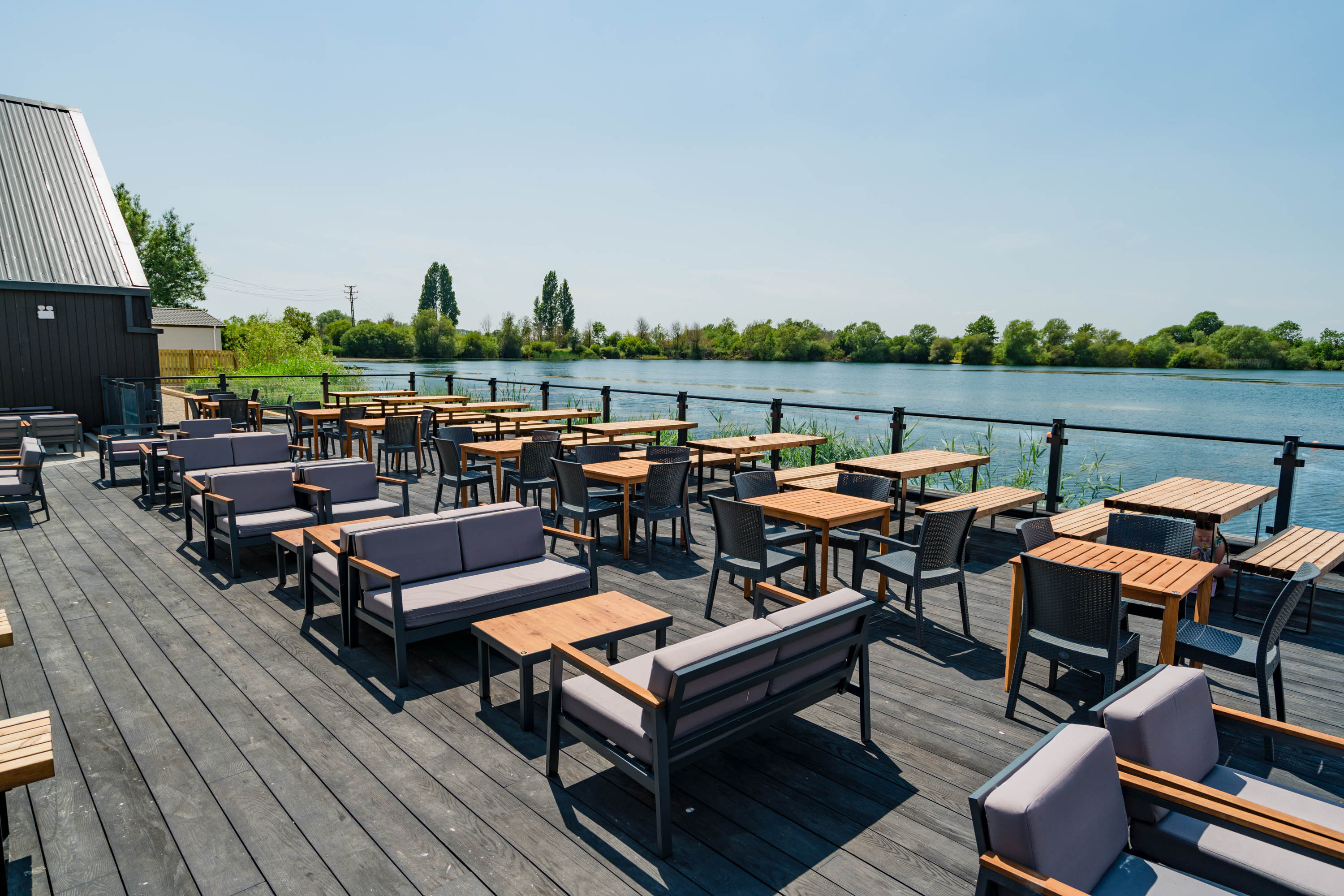 Chichester Lakeside Park Homes for Sale Sussex