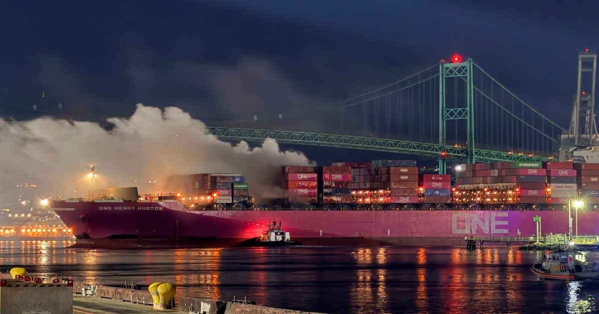 Fire hit container ship in LA port towed to anchorage