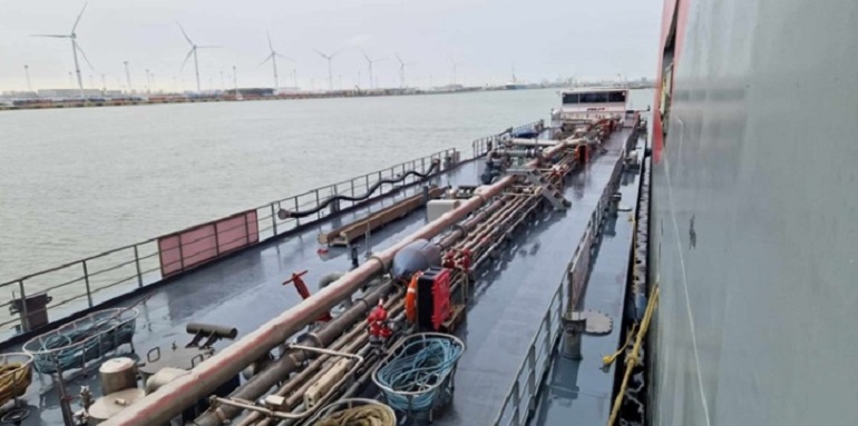 K Line trials B100 biofuel on car carrier