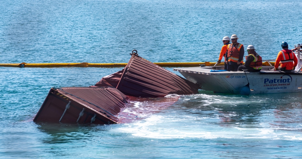 More damaged containers recovered in Port of Long Beach
