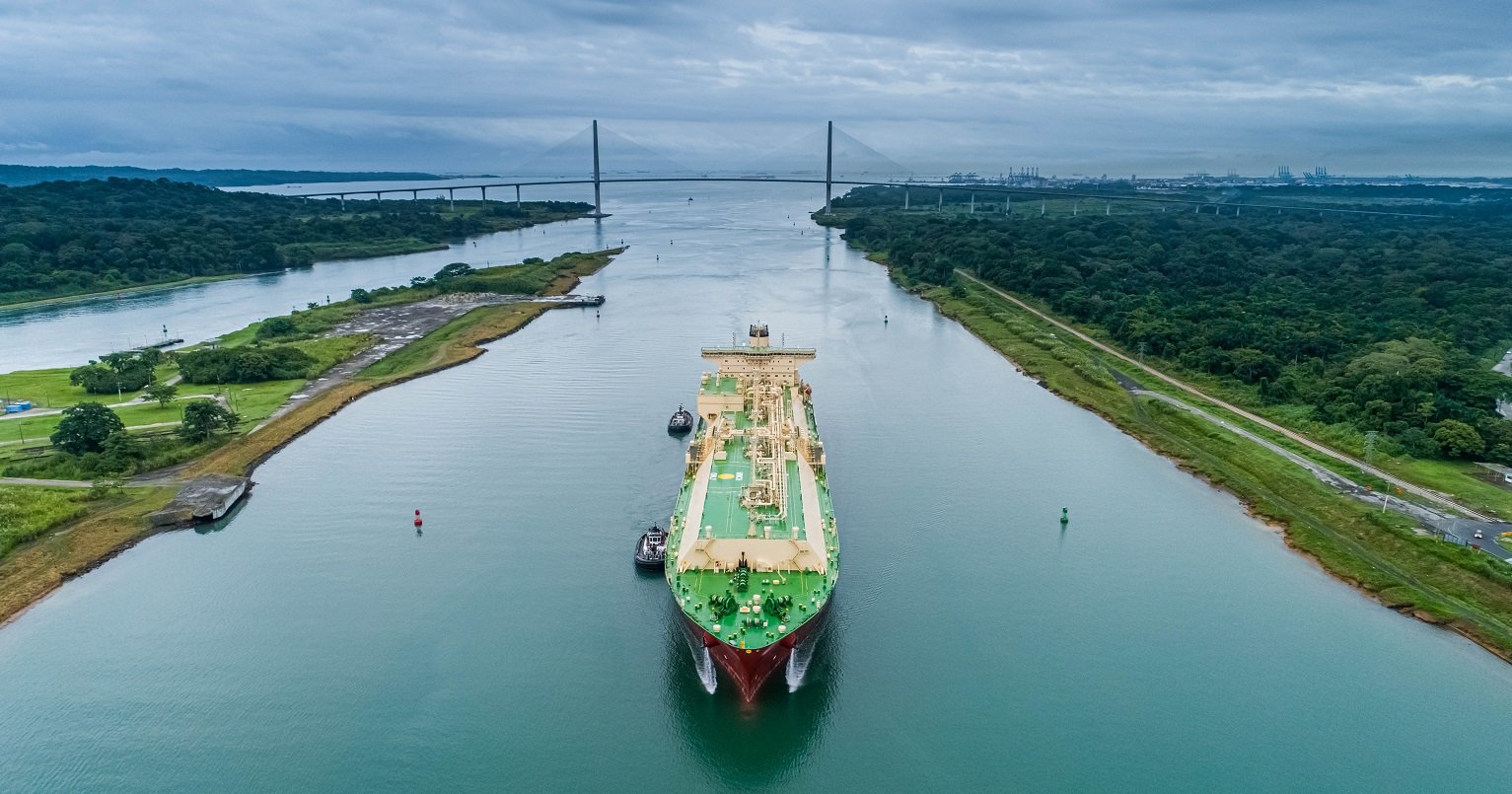 Panama Canal sees 10,000 transits of neo-panamax locks
