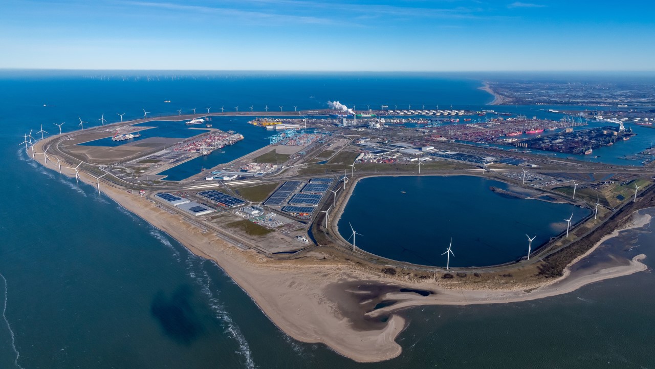 Tianjin port raising container capacity to 35m teu by 2035