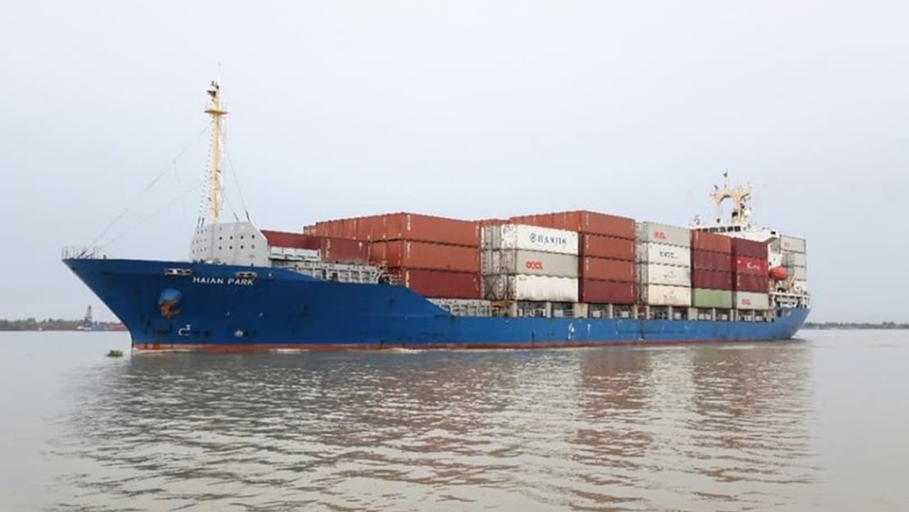 Hai An Transport orders container ships at Yangzijiang