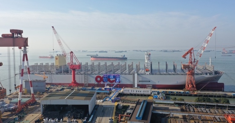 Container lines pivot to owned vessels with newbuild orders