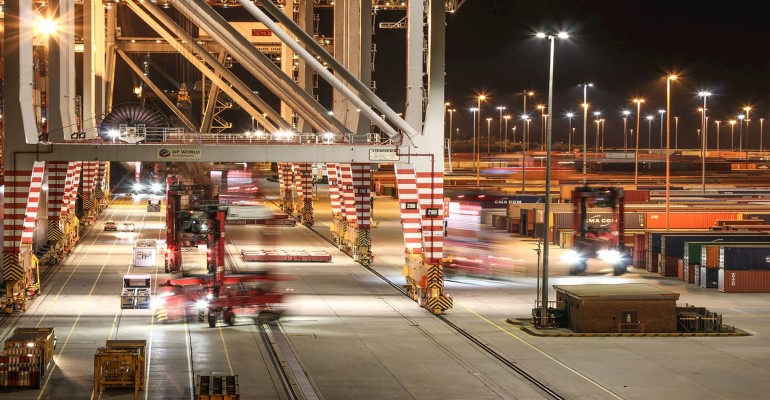 DP World Southampton breaks vessel move count record