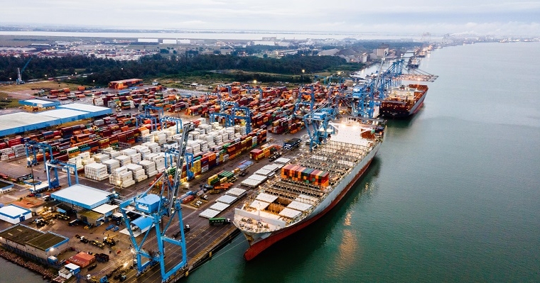 Wilson Sons performs largest transhipment operation at Rio Grande