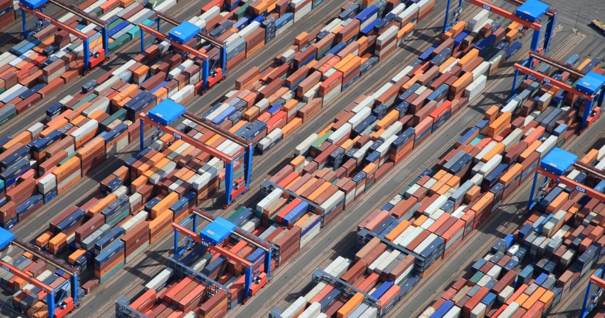 Container alliance reshuffle boosts Port of Hamburg volumes