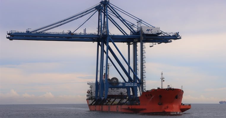 MIT-Panama adds two super post-panamax cranes