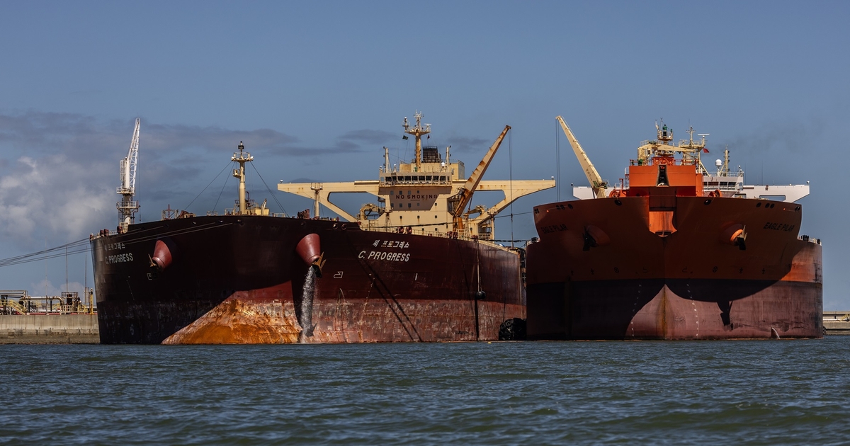 Key Brazil Port bustles as China poised to shift away From U.S.