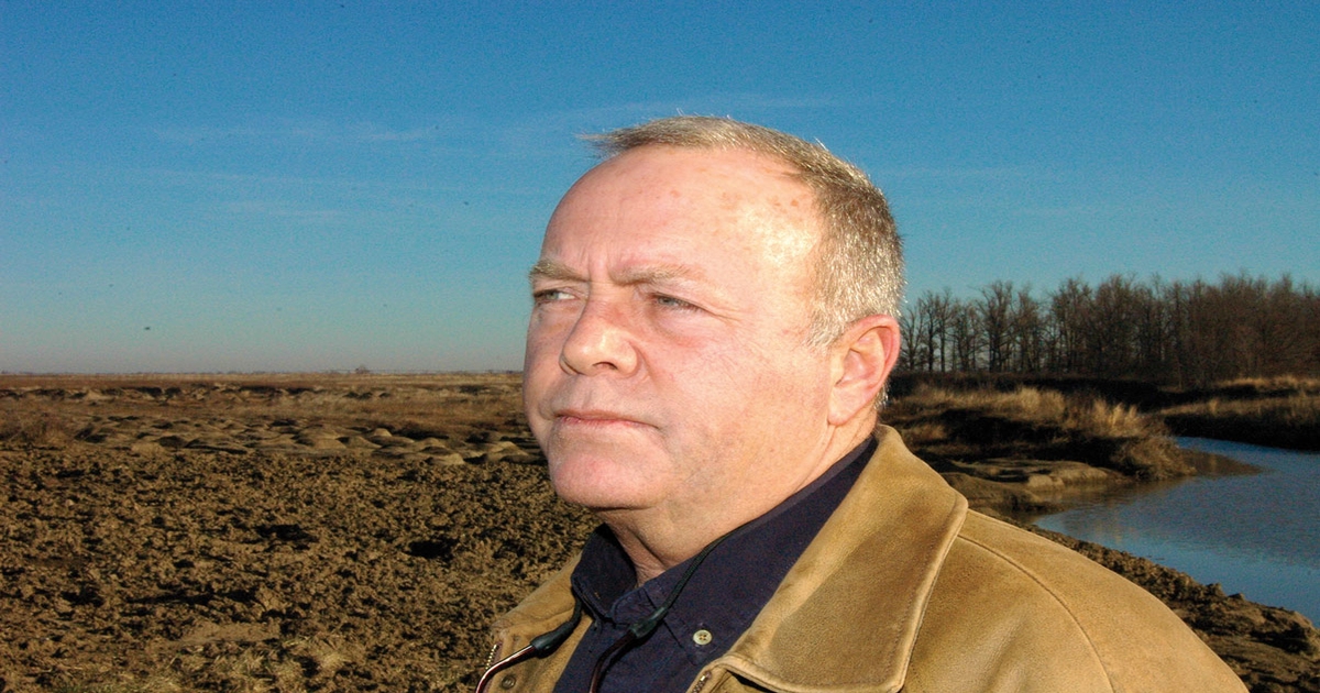 Ed Marshall: Farming inside the levee
