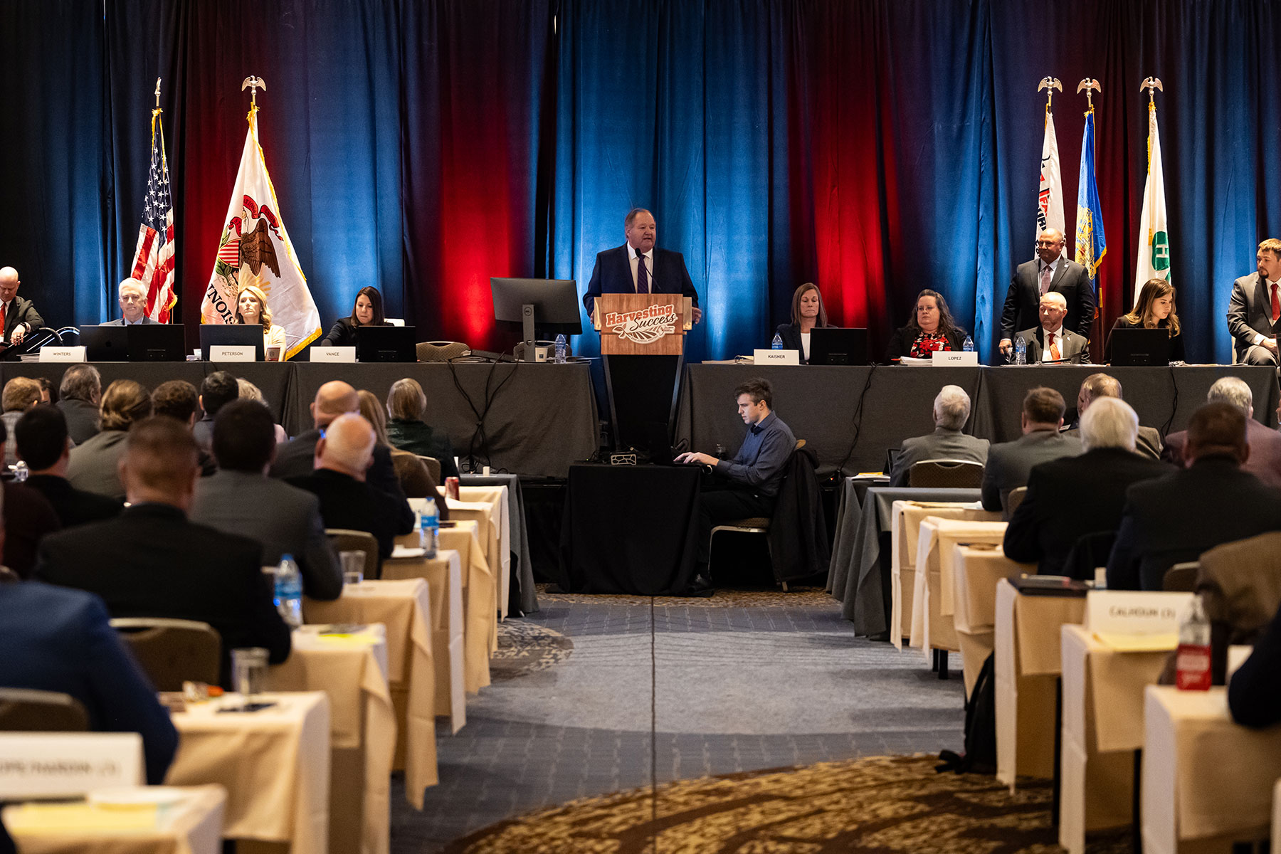 Illinois Farm Bureau board members refuse to resign