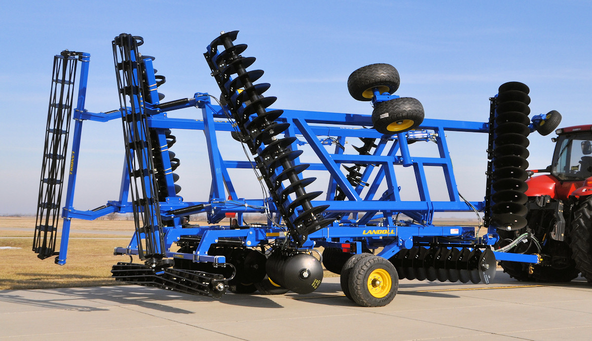 Planter tracks, disc harrow and a mini-grapple | Farm Progress