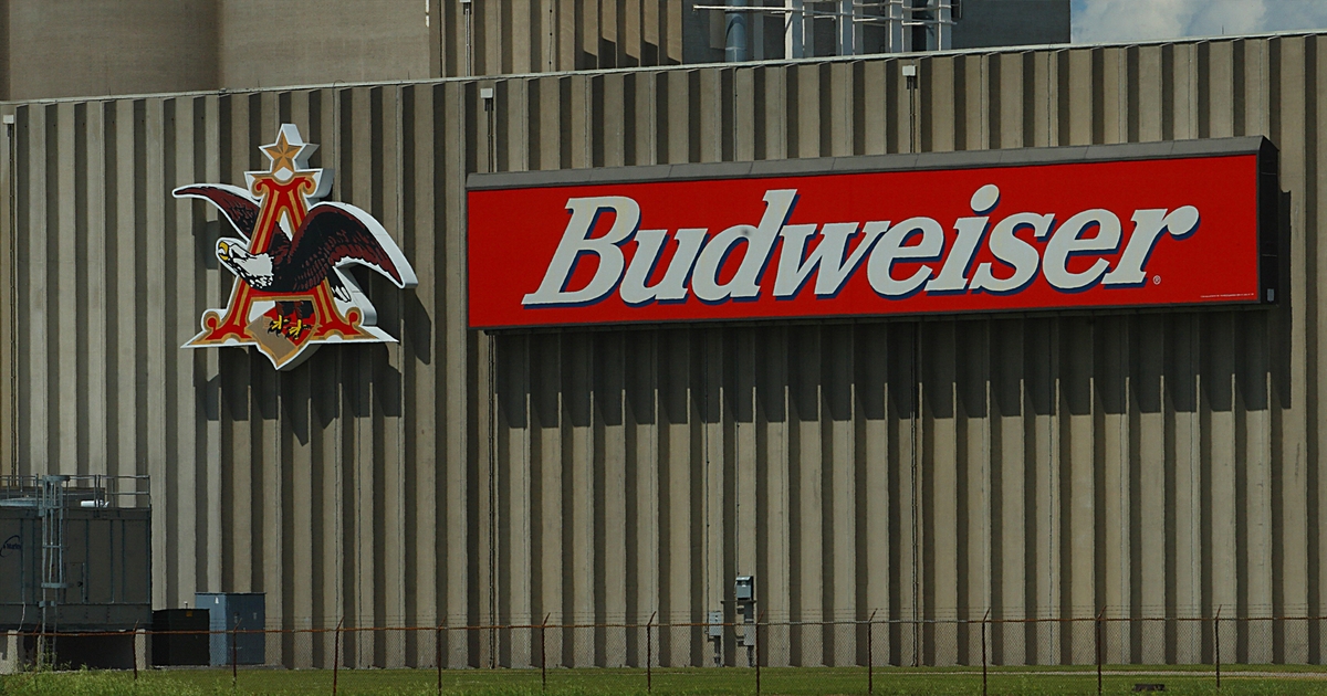 Anheuser-Busch closing Midwest facilities
