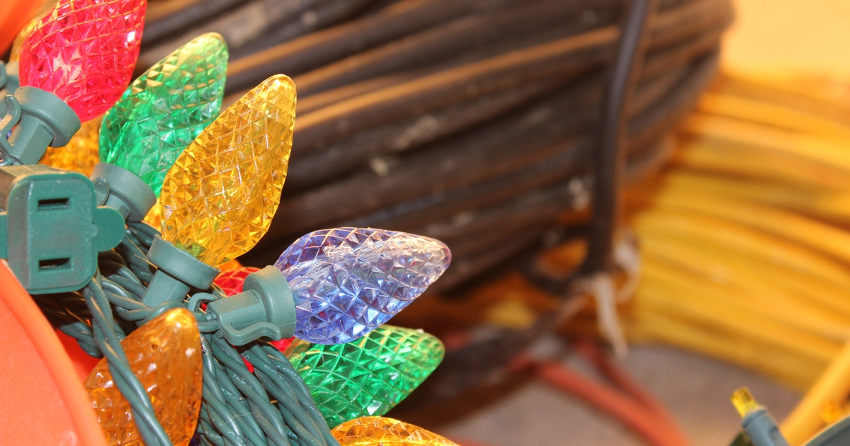 How much effort should be exerted for Christmas lights?