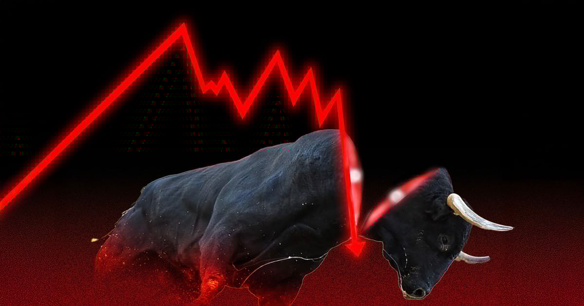 Corn, soybeans plunge after USDA data undercuts bulls