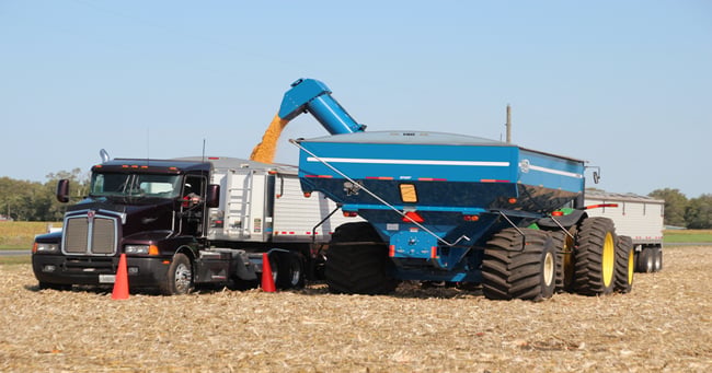Kinze unveils latest autonomous grain cart system | Farm Progress