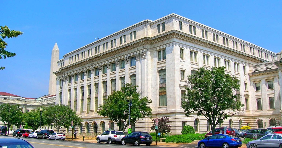 Explore federal career through Pathways Program