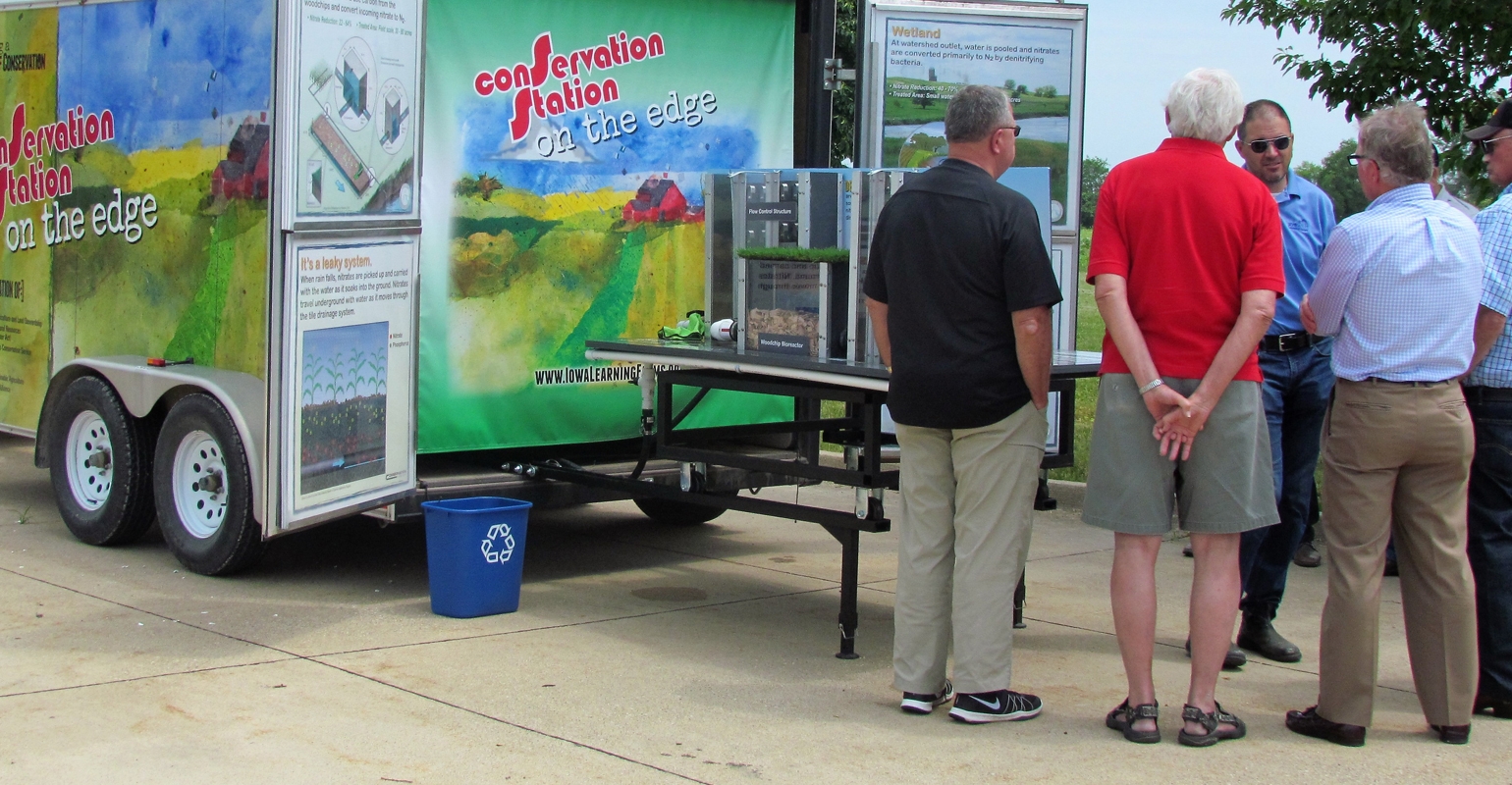 Edge-of-field demos hit the mark