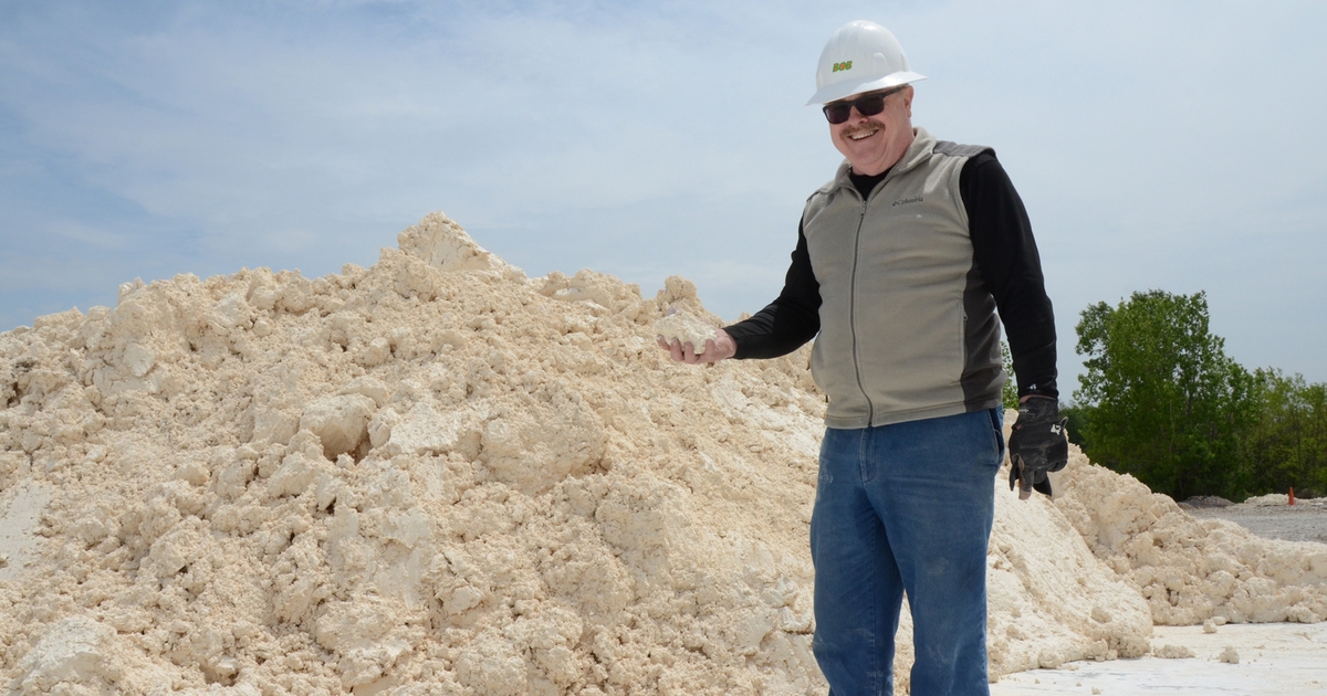 Lime plant provides options for precision application | Farm Progress