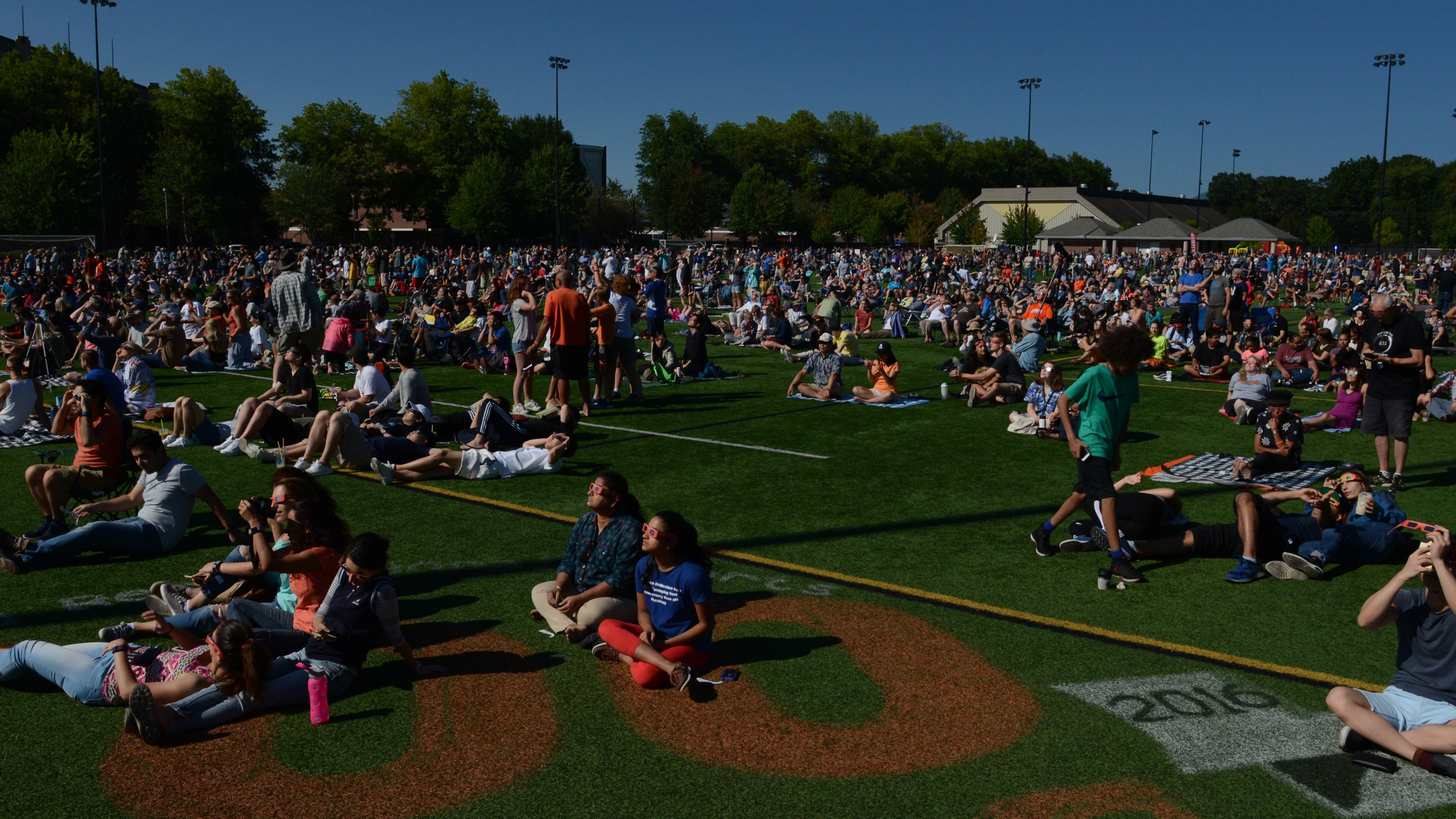 Students observing eclipse to improve weather tracking
