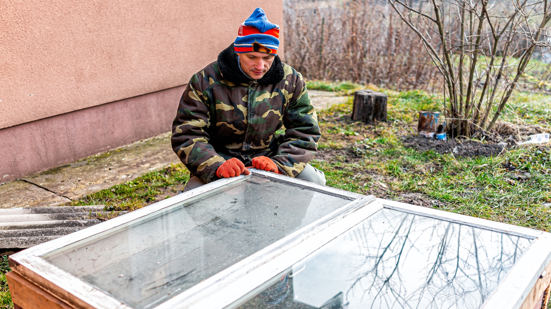 How do I build a cold frame?