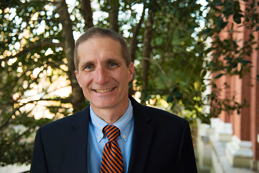 New dean named for Auburn College of Agriculture