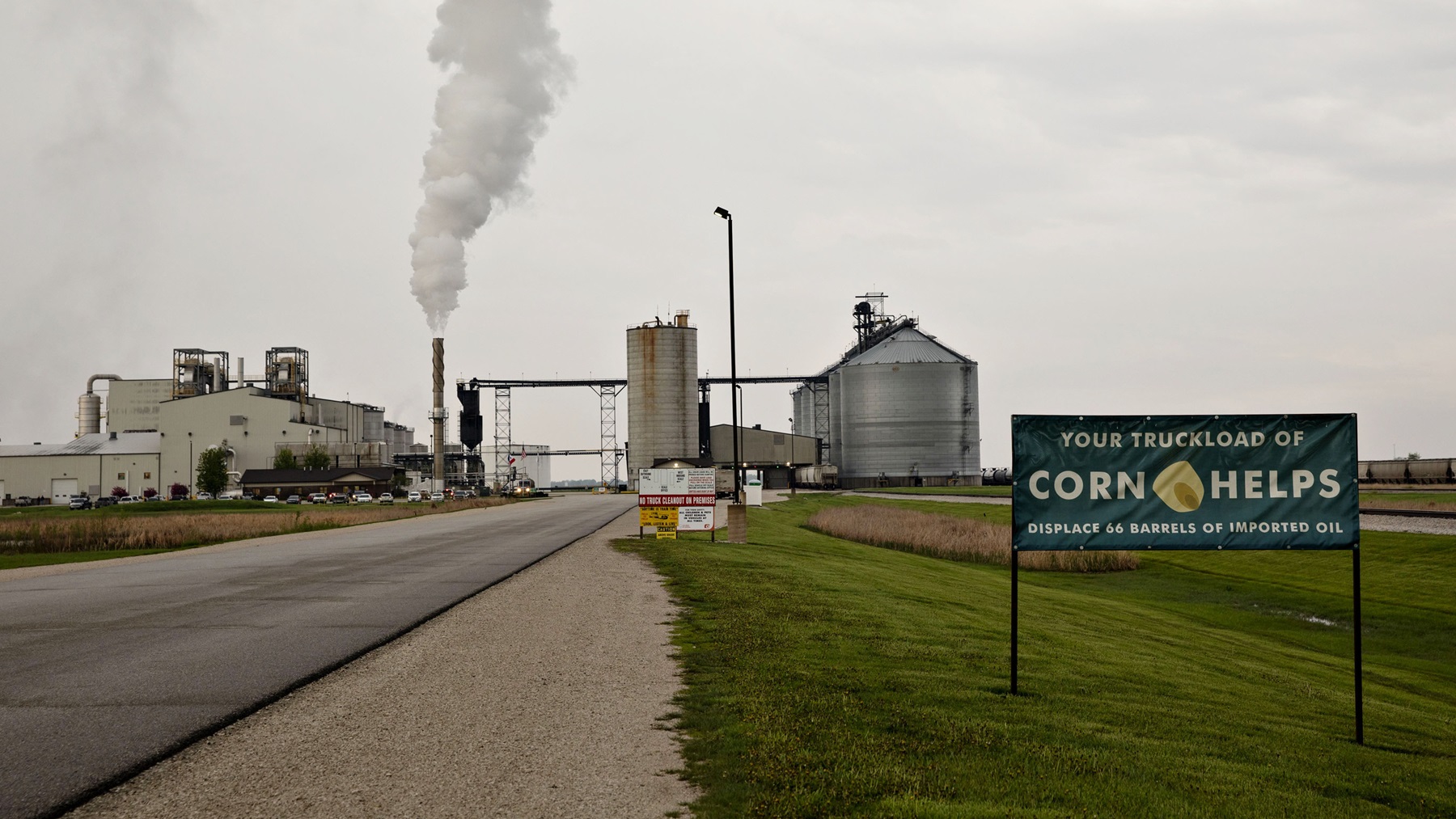 Ethanol push sees big delay after E15 setback, trade group says