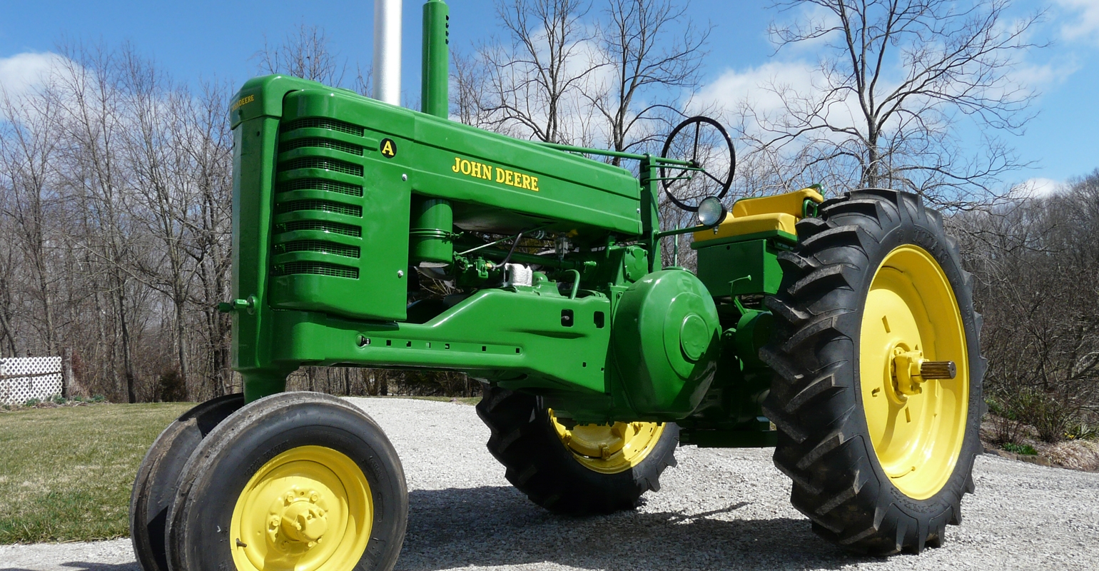 Ag student restores iconic John Deere tractor