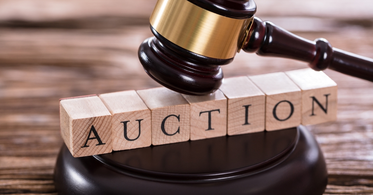 The chant of the auctioneer