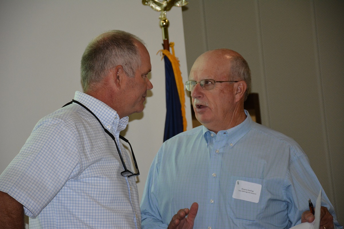 Combination of old, new technology useful in battling resistant pigweed