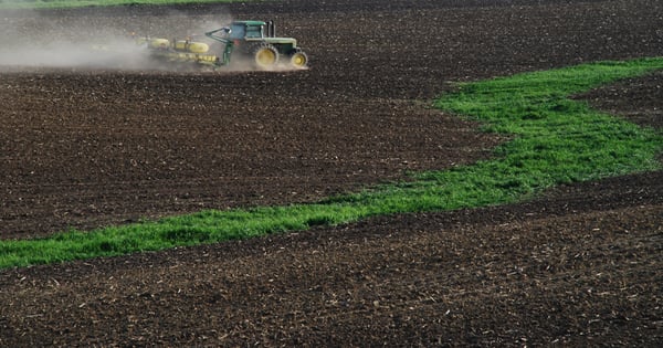 Custom farming agreement rates, benefits, considerations