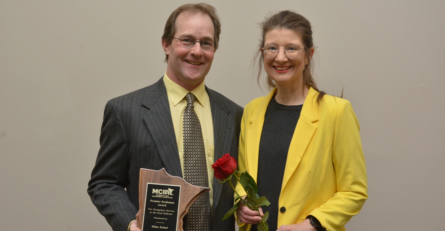 Minnesota crop group honors Dahlco Seeds