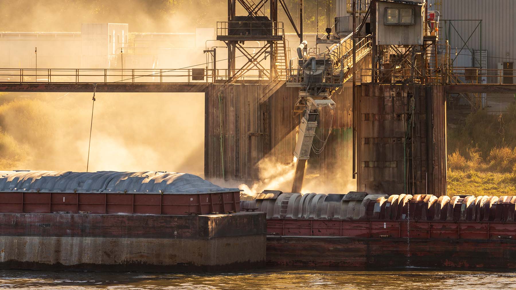 USDA grain export report: Corn strong, soybeans weak, wheat pedestrian