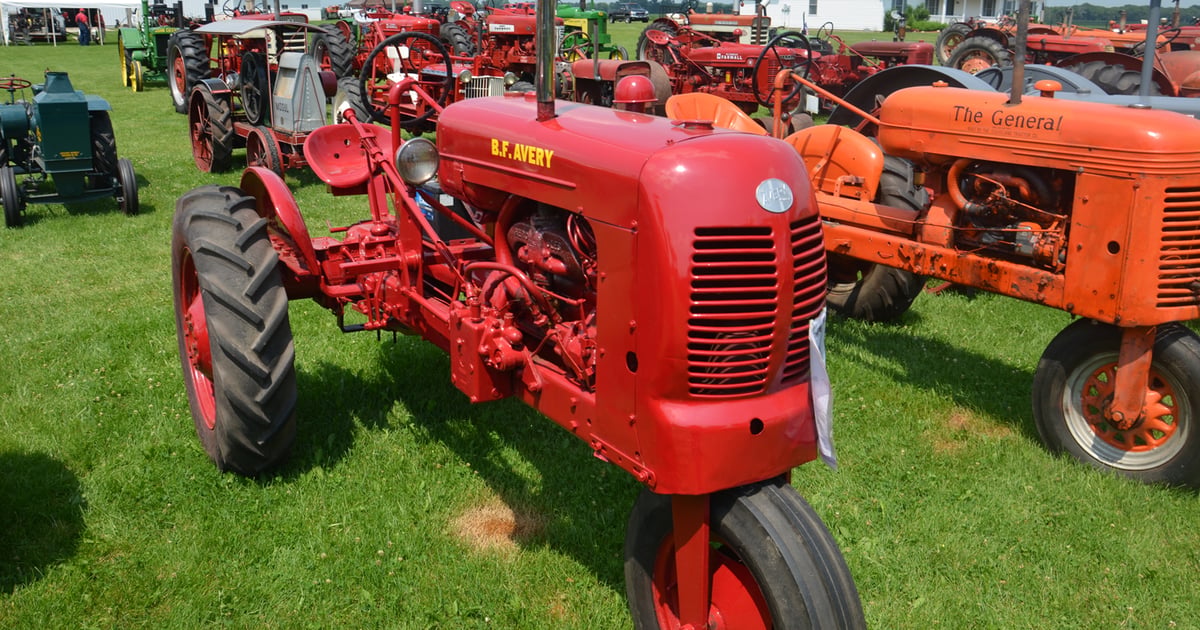 Avery Tractors Cheffins Vintage And Classic Sale Grosses Over £2m