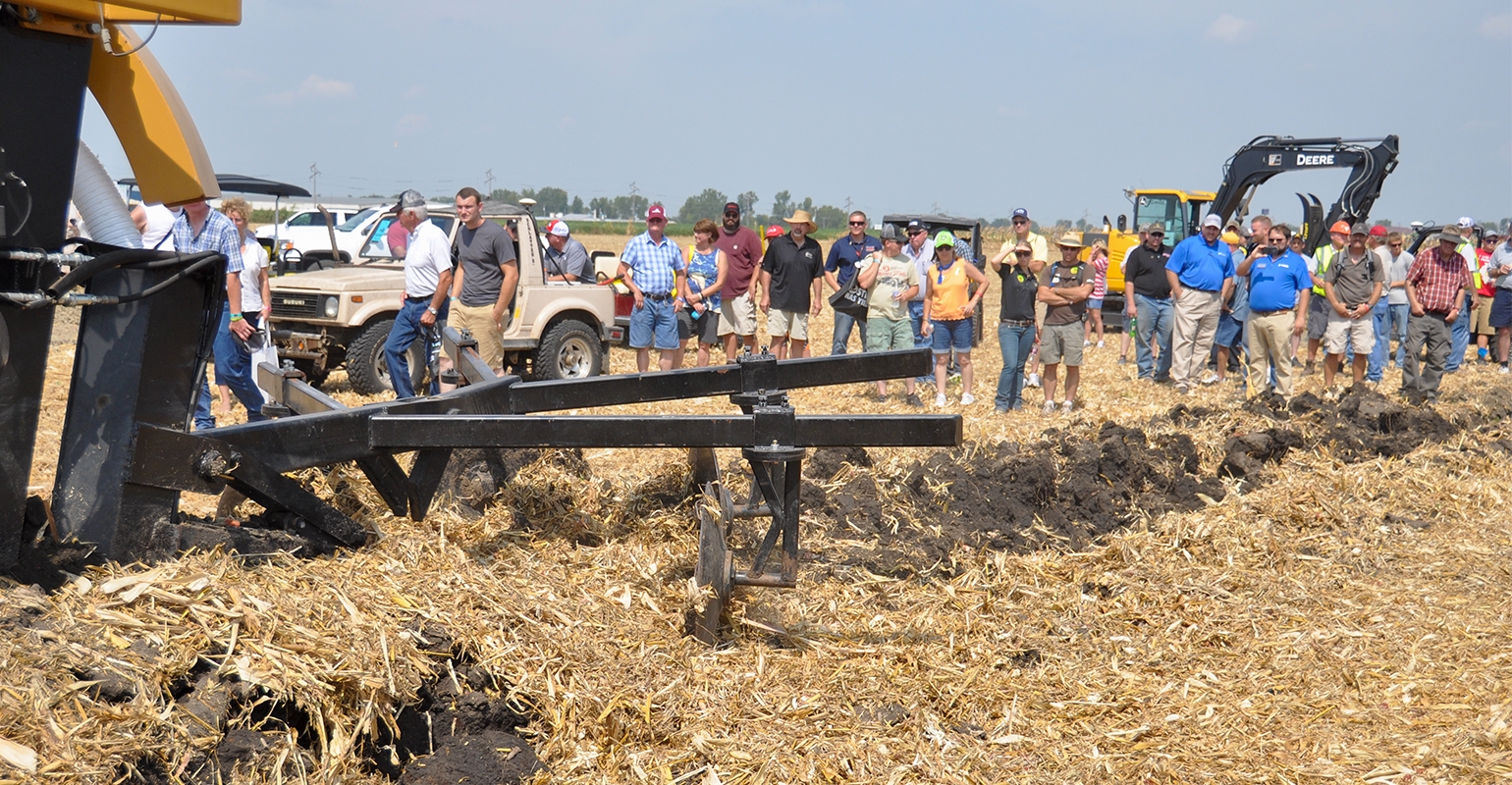 Watch tiling machines at work during FPS