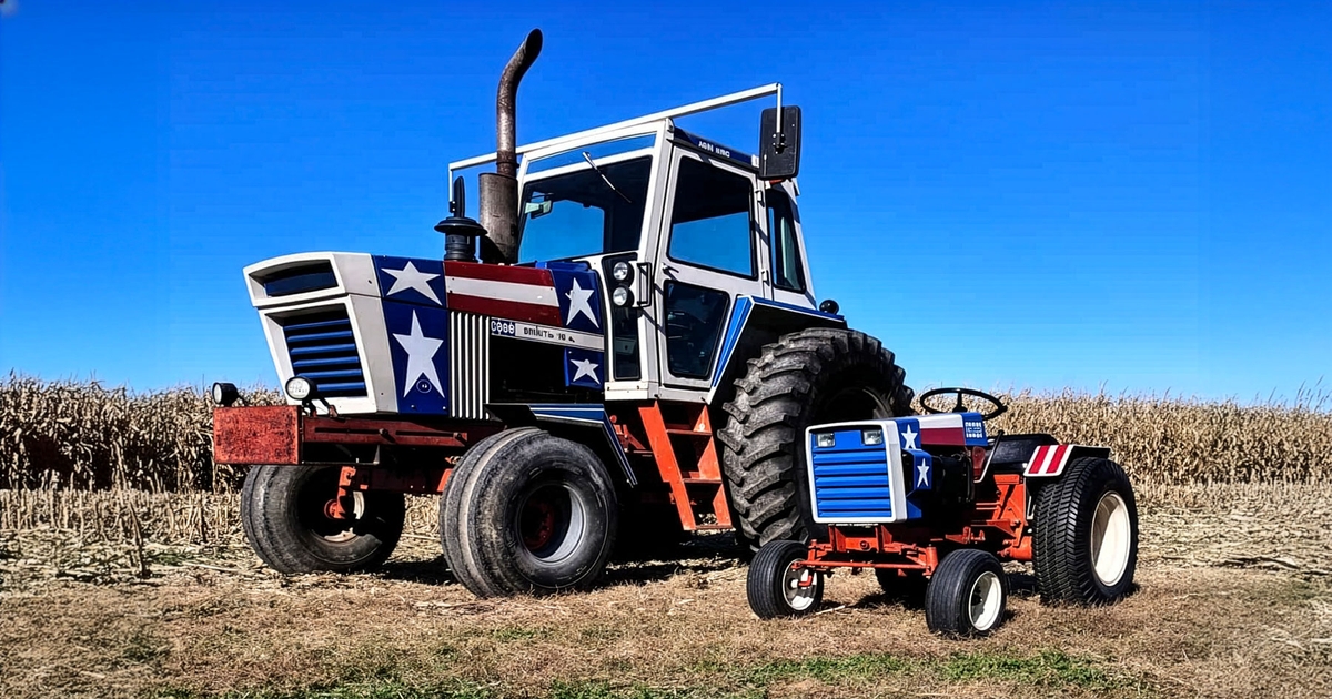 Rare Case ’76 tractors celebrate America’s 250th